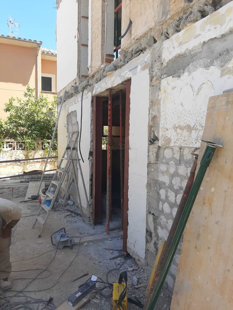 Revocos de cal vs revocos de cemento en rehabilitación: ¿cuál es la ...